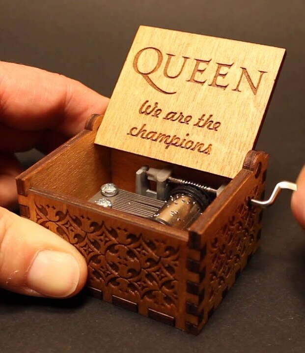 Queen - We are the Champions - Wooden Music Box - Nostalgish